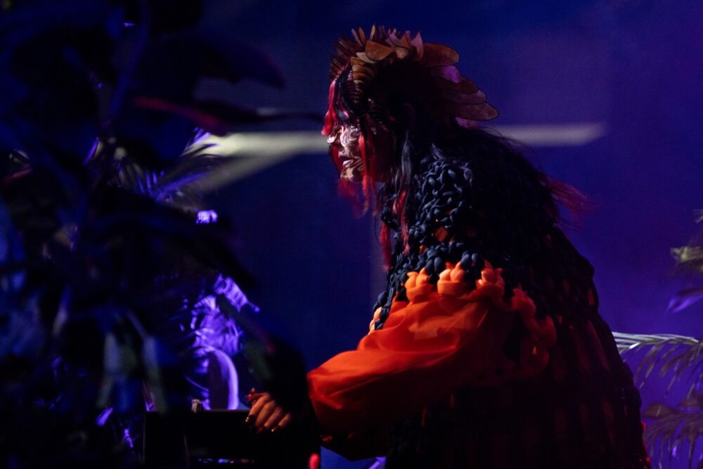 Björk anuncia el lanzamiento de una nueva instalación sonora titulada ...